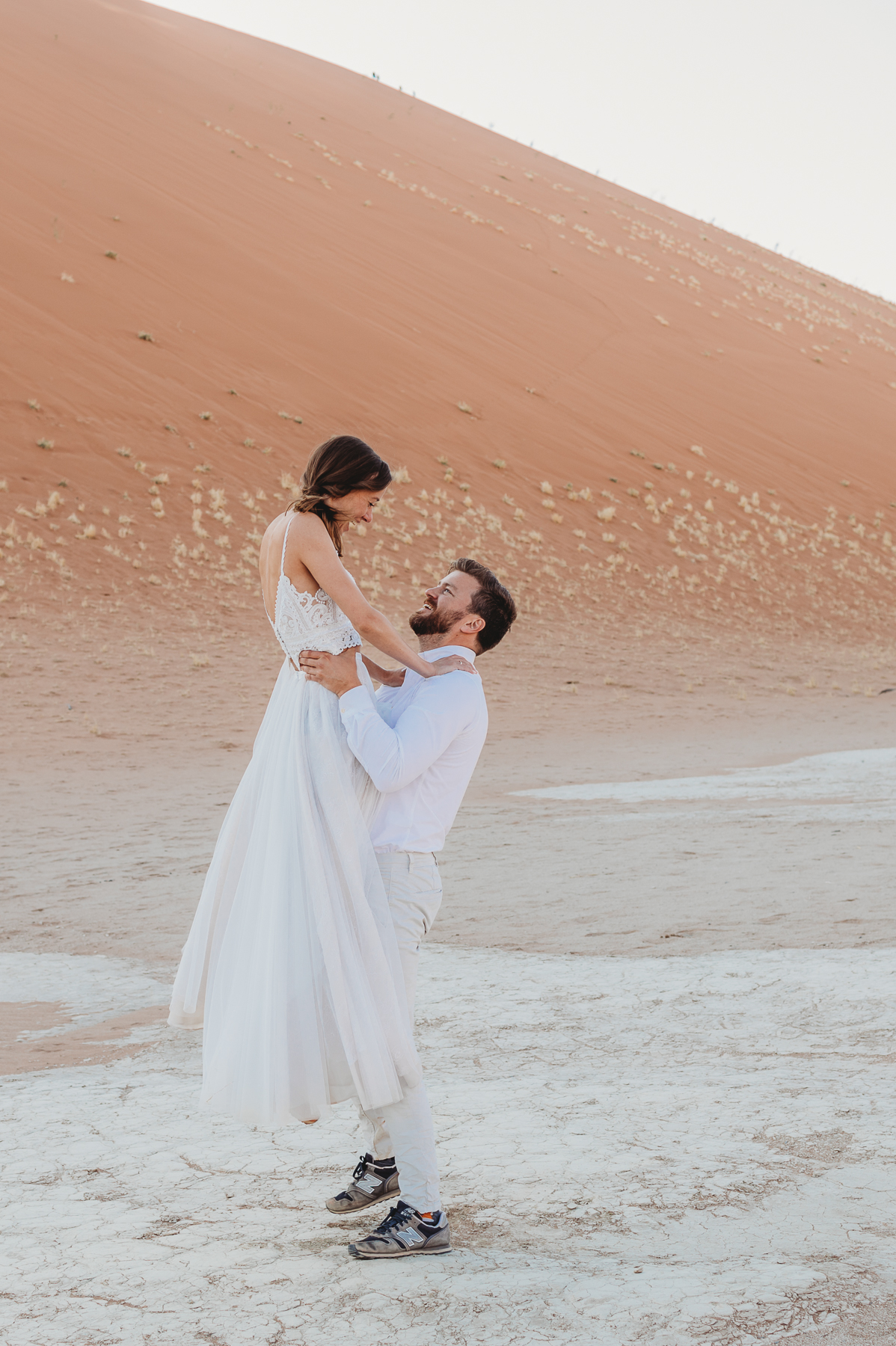 Elope in Namibia – Judith & Sander’s Sossusvlei Adventure - Mariette du ...