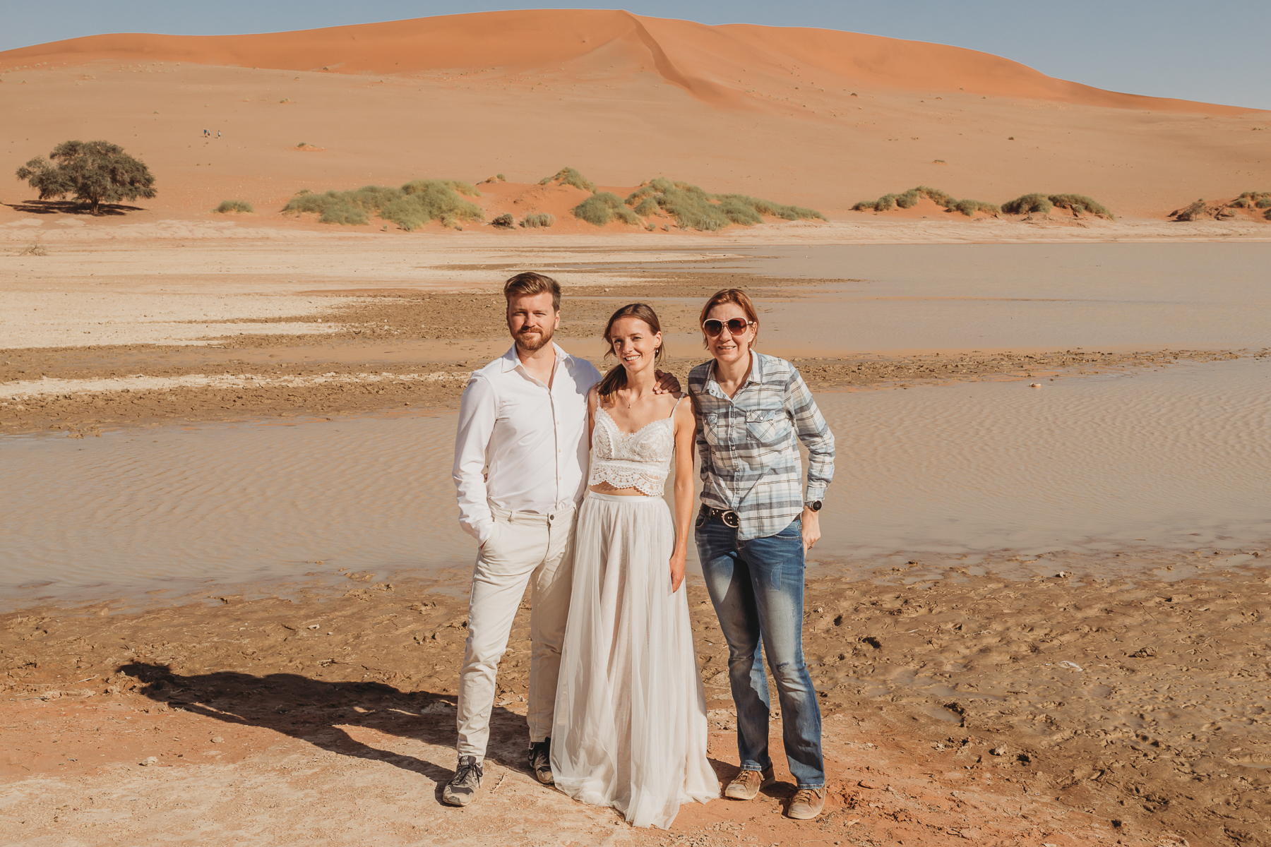 Elope in Namibia – Judith & Sander’s Sossusvlei Adventure - Mariette du ...