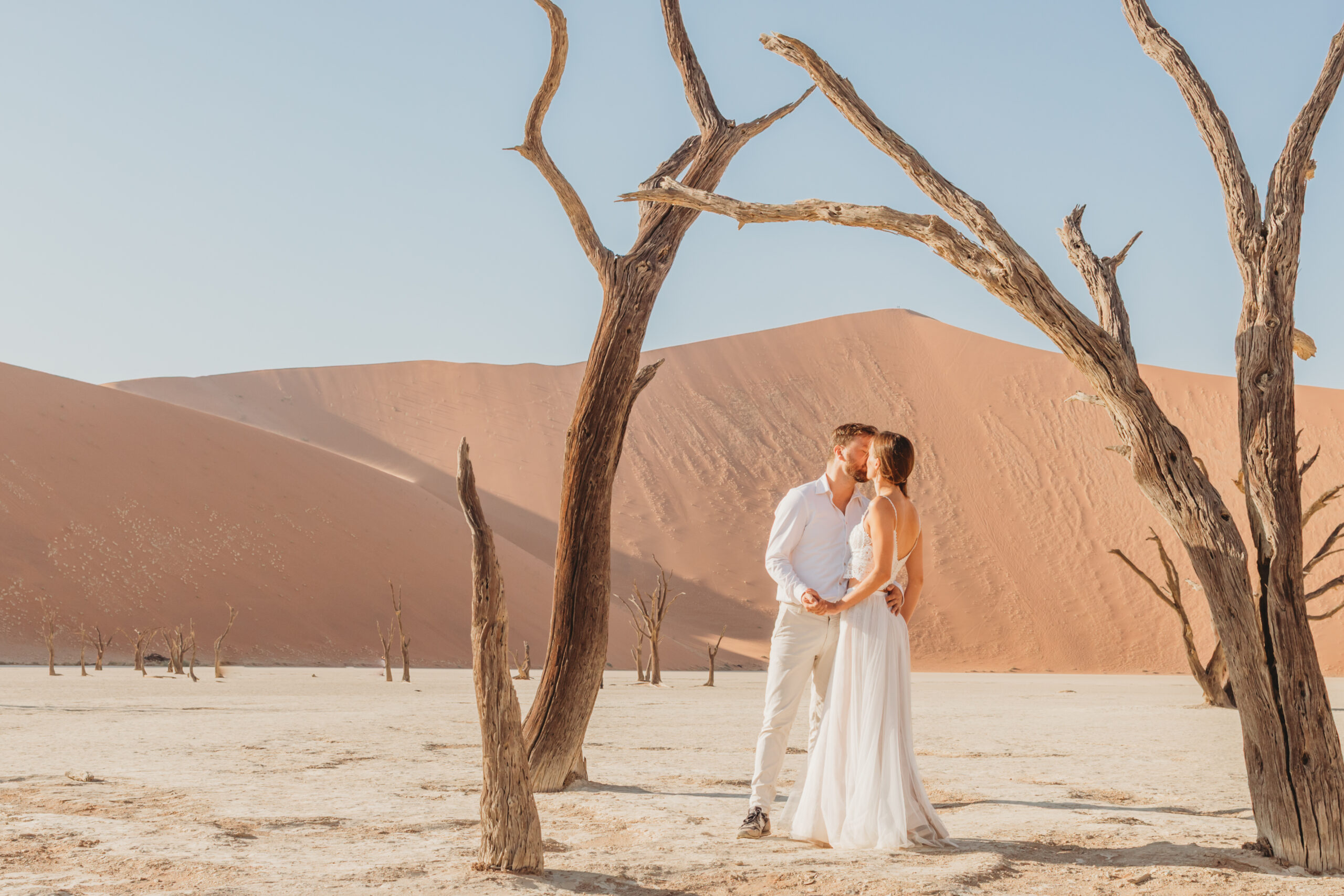 Wedding & Elopement Photographer in Namibia - Mariette du Toit Photography